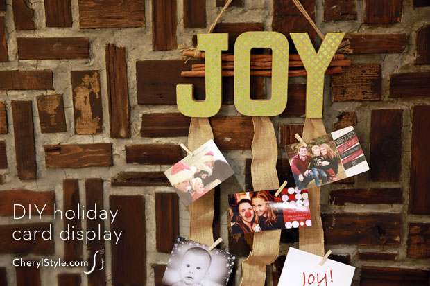 Easy DIY hanging card display for your holiday greetings