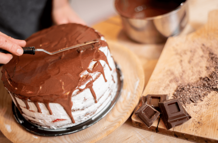 The Guide To Making The Ultimate Drip Cake – Everyday Dishes